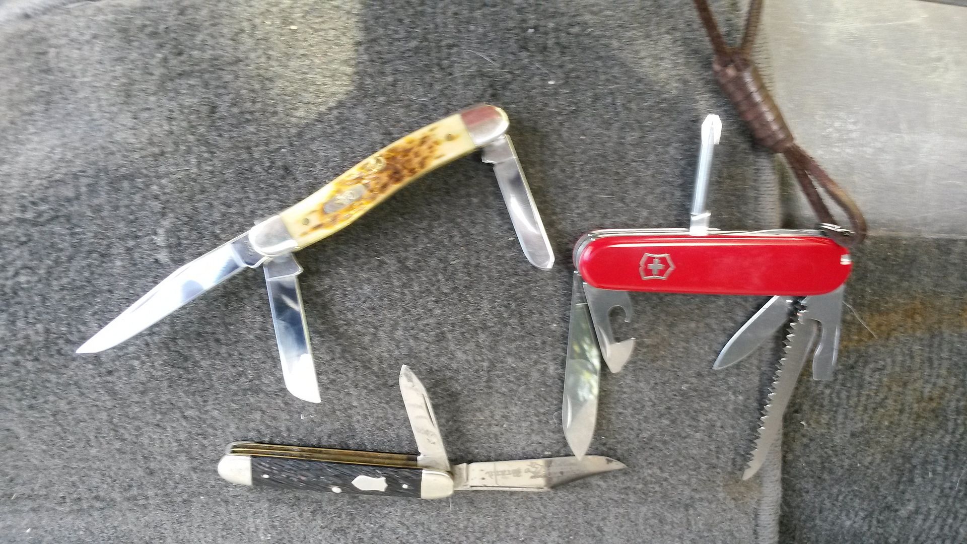 nice bundle (case, hammer, vic) DW childress fixed blade | BladeForums.com